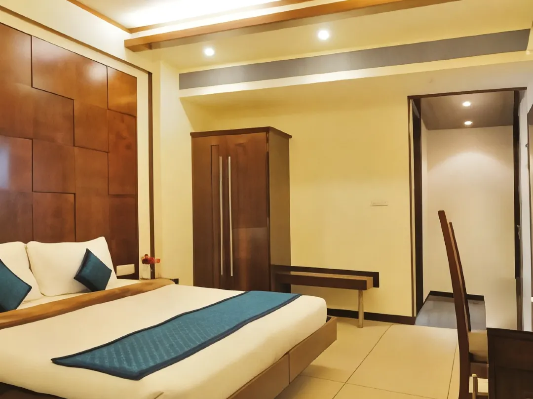 Hotel The Tulip - Mohali