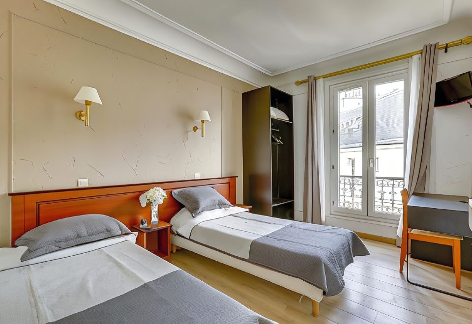 Hotel du Square d'Anvers,Paris - Updated 2024 Reviews & Prices | Trip.com
