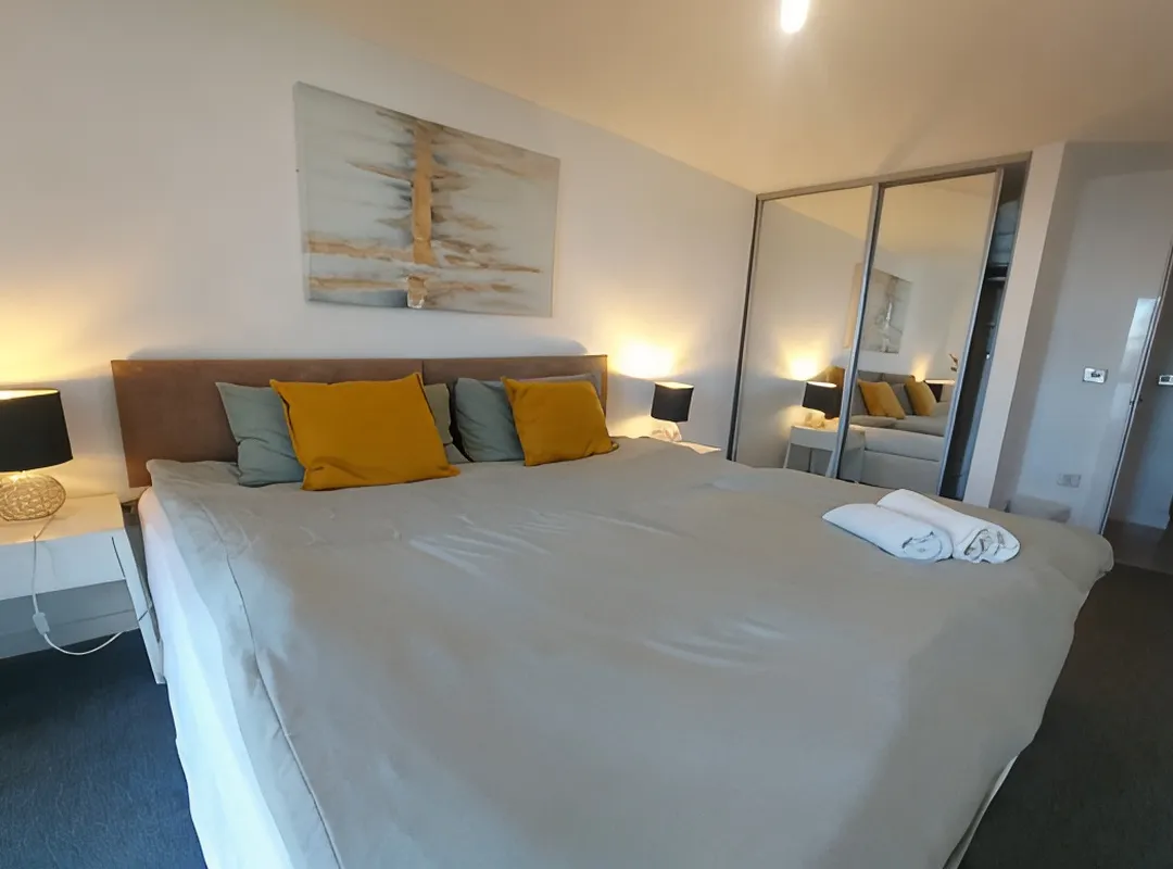 Entire 2-br Serviced Apartment In Sheffield Centre - Derbyshire