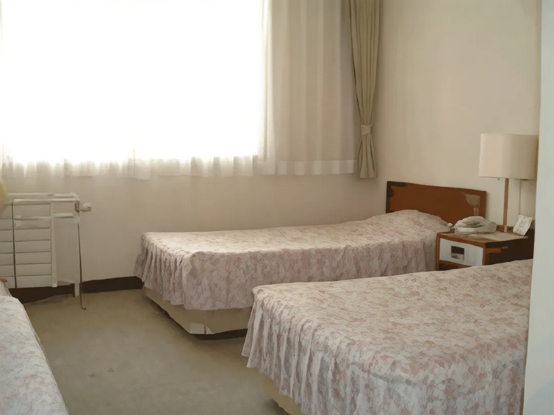 Akan Tanchou No Sato Onsen Saakuru Akai Beret - 구시로시