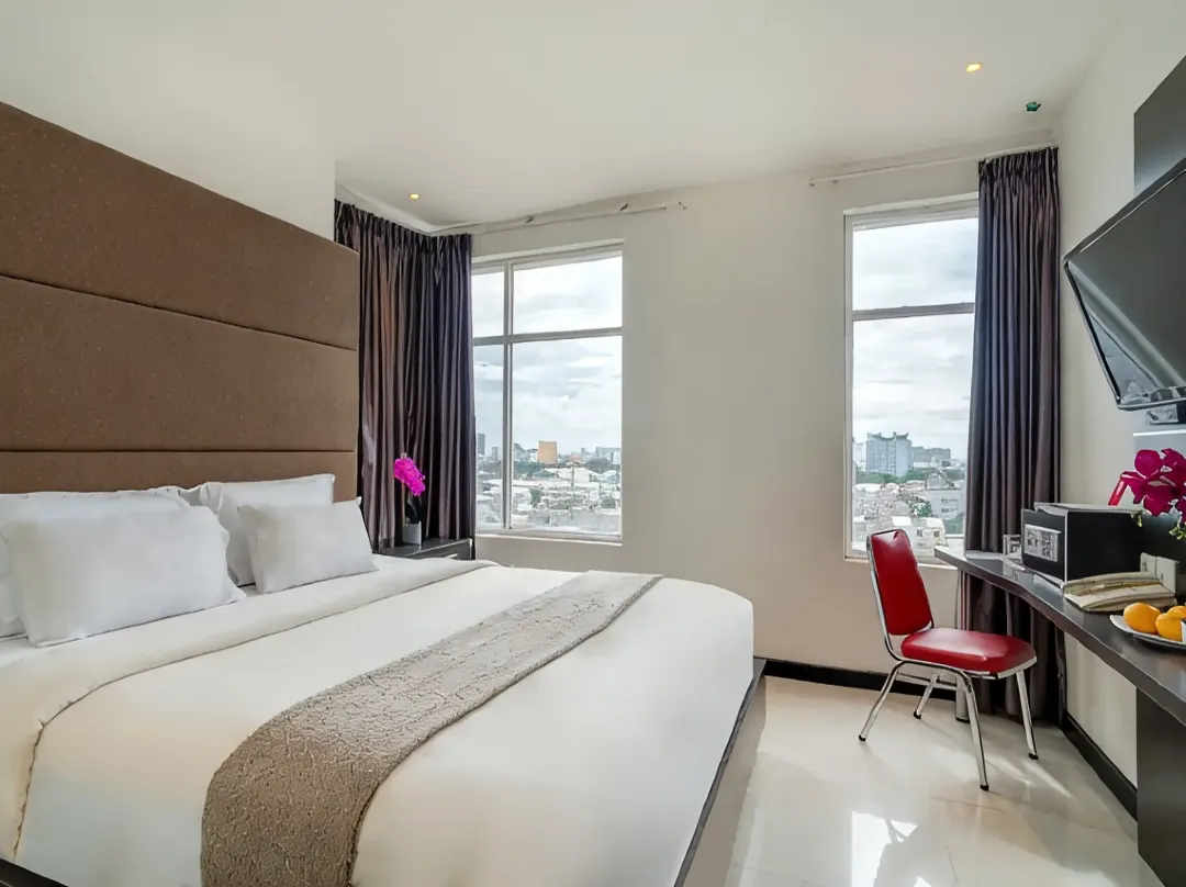 The One Hotel Makassar - Makassar