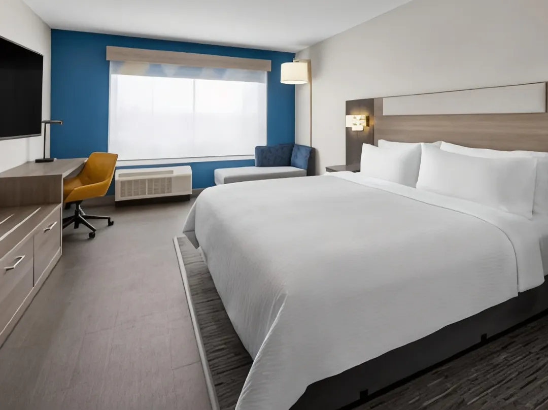 Holiday Inn Express & Suites Waynesboro East - Staunton, VA