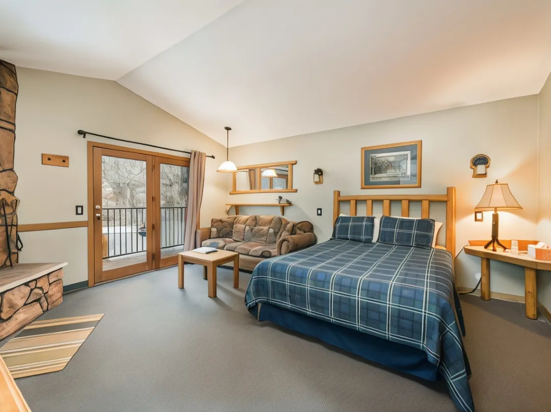 4 Seasons Inn On Fall River - Estes Park, CO