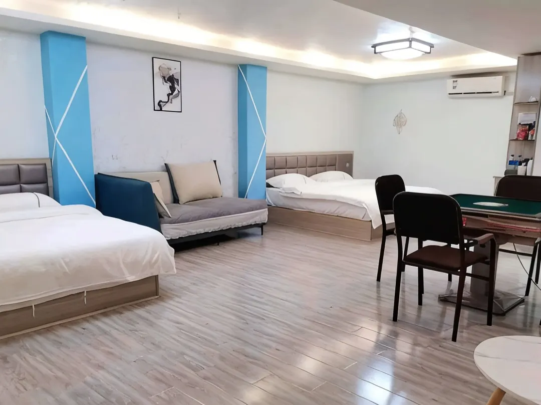 Baiyue Hotel - Tongren
