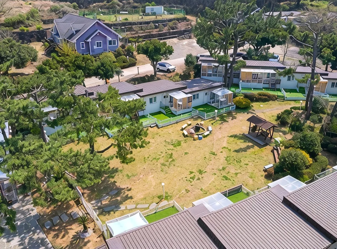 Jeju Daengdaengyi Park Resort - Jeju-do