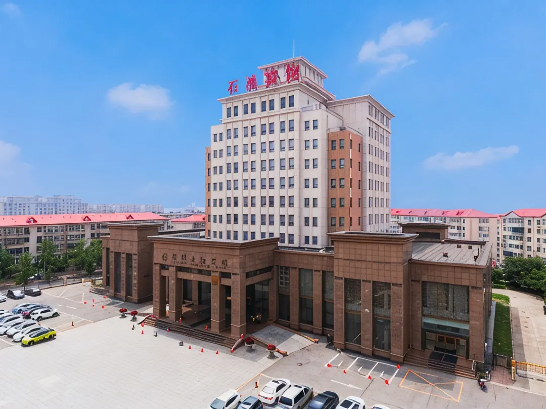 Petroleum Hotel - Jinzhou