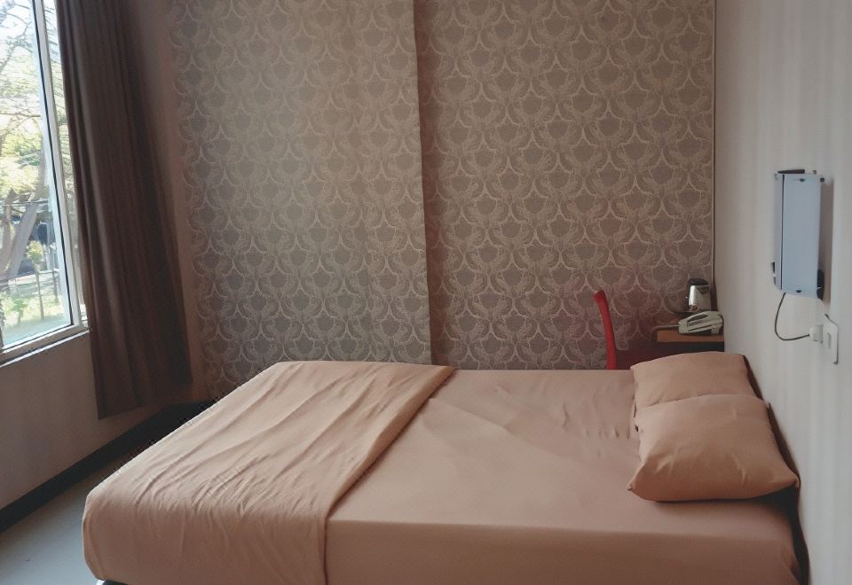 The Lorriz Centro Seroja, Semarang Tengah - Harga Terbaru,Ulasan dan ...