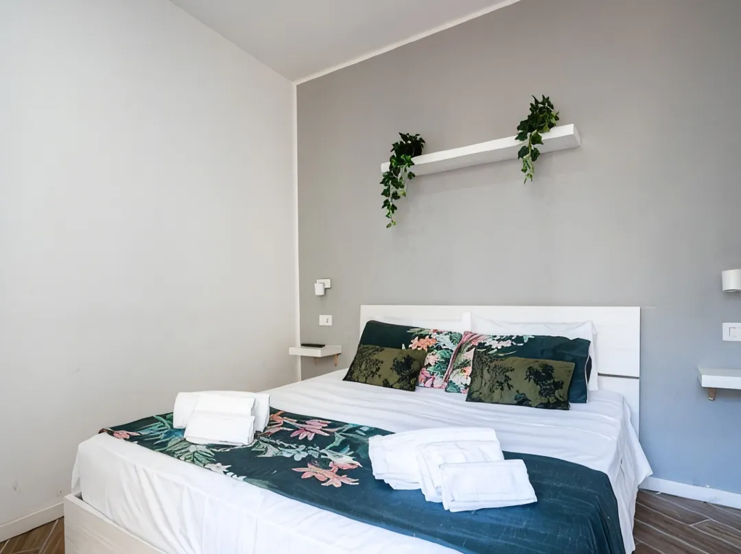 Standard · Private Kitchen & Bath · Centrale - Неаполь