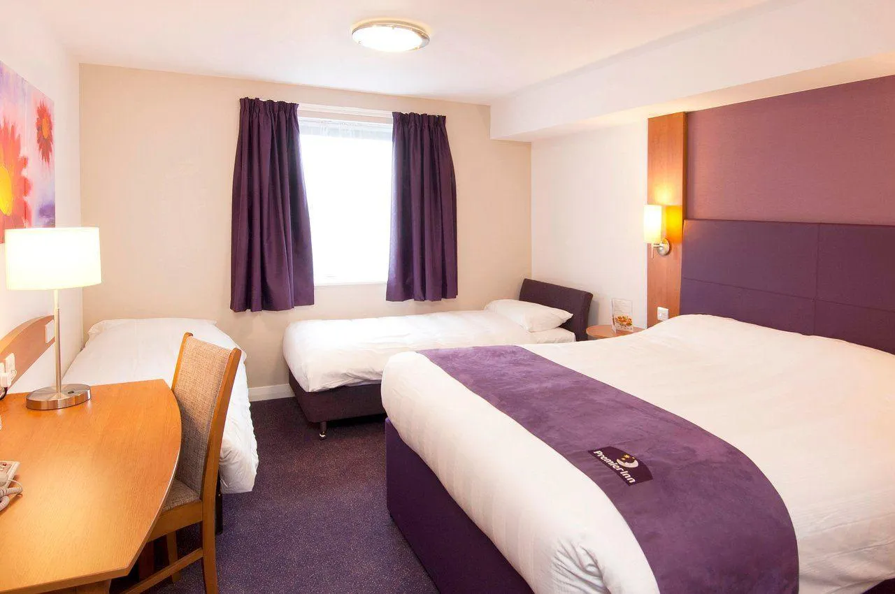 37 ảnh chụp & hình ảnh Premier Inn London Stansted Airport | Trip.com