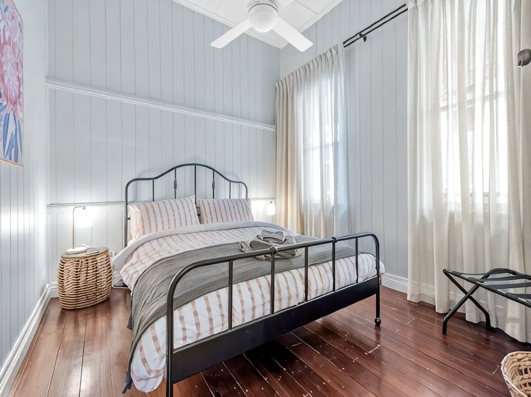 The Deck! 2 Bed/1 Bath/1 Car ~ New Farm - Brisbane