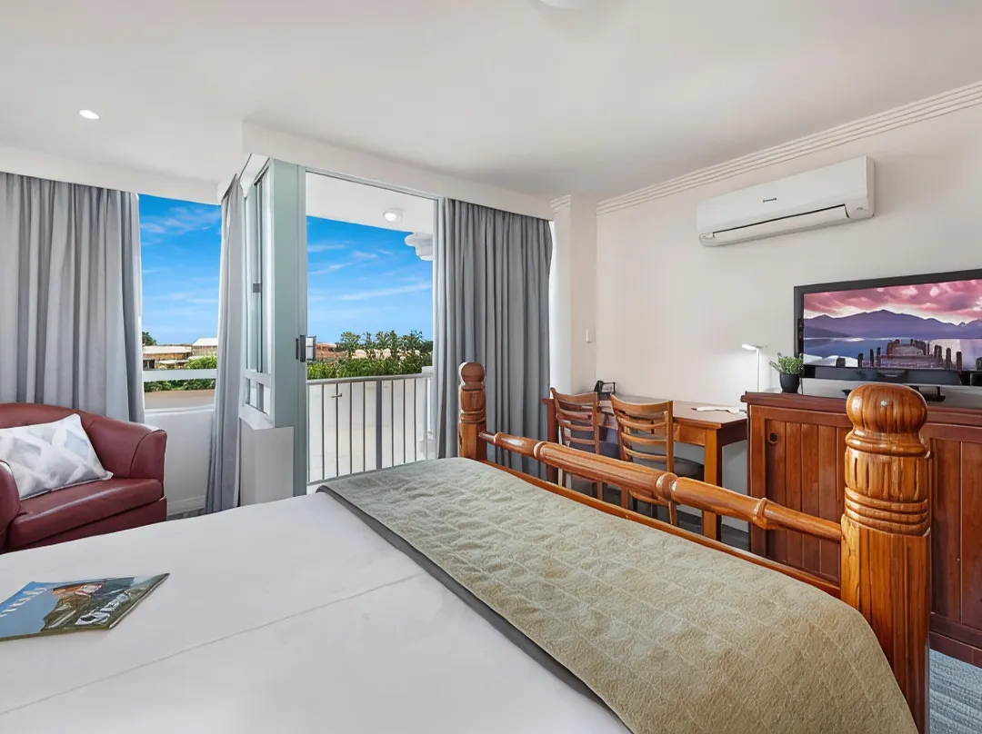 Burnett Riverside Hotel - Bundaberg Central