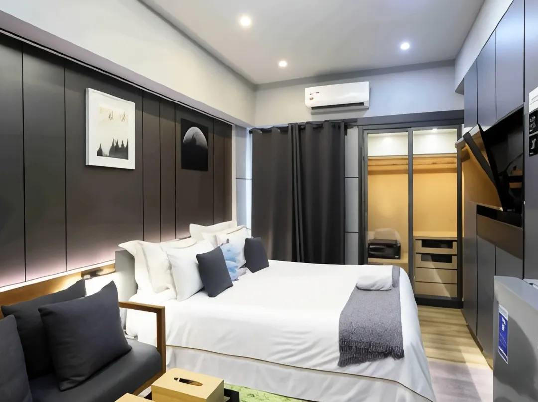 Amandalu Room @ Orchard Tanglin - Surabaya