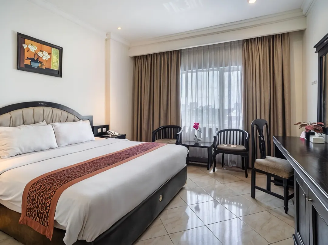 Sutomo Hotel Losari Makassar By Life - Makassar