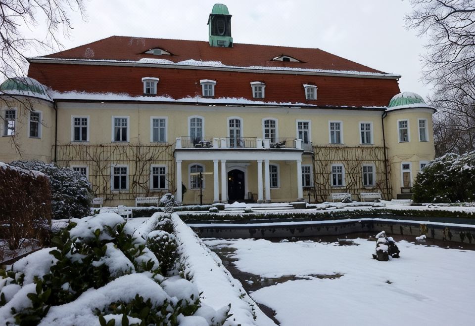 Hotel Schloss Schweinsburg: Angebote & Bewertungen 2026 | Trip.com