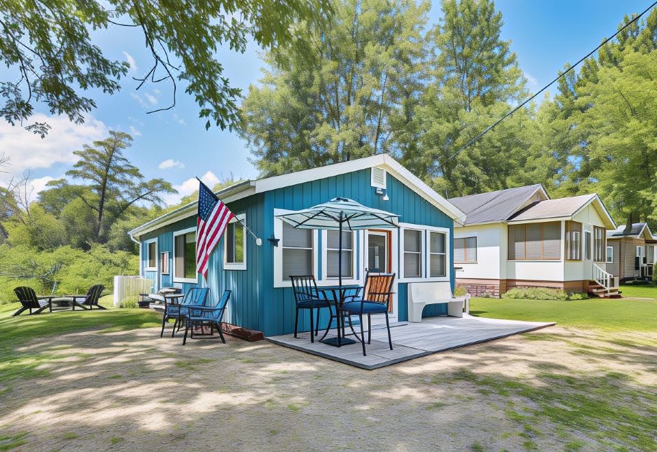 Cambridge Cabin - 3 Min Walk to Lake Ripley!,Lake Ripley - Updated ...