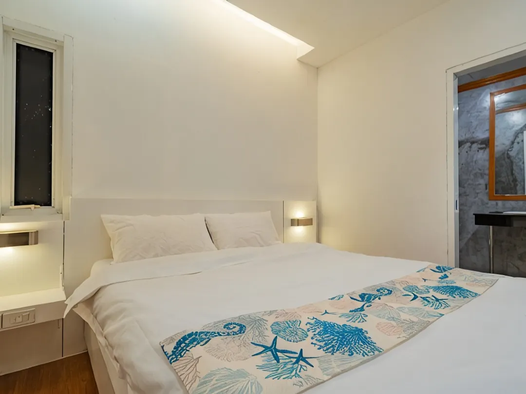 Good Breeze Hostel - Phuket, Thailand