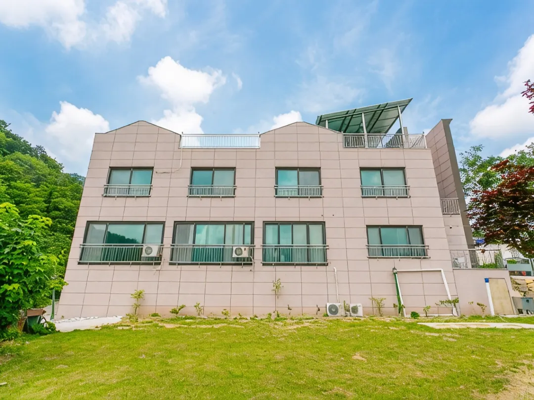 Gimhae Solar House Pension - Busan
