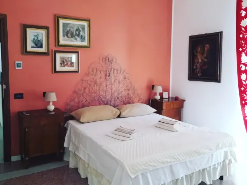 Dueterre Room & Host - テルニ