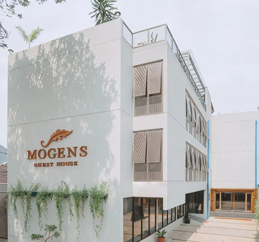 Mogens Guesthouse - Bandung