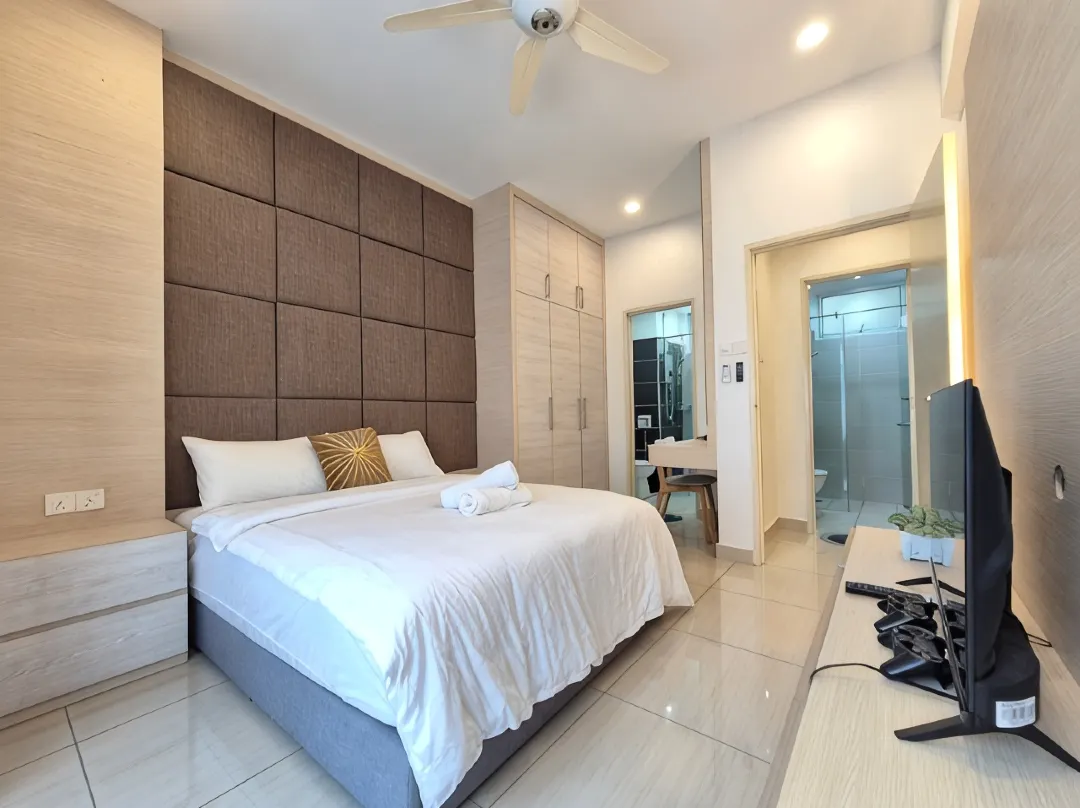 [Modern Lux - Walking Distance To Mt Austin] 6 Pax - Johor Bahru