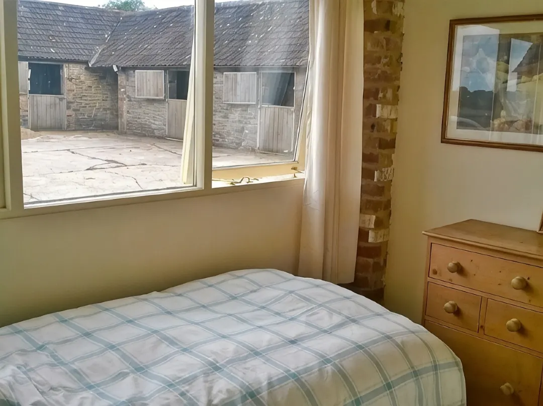 Battens Farm Cottages - B&b And Self-catering Accommodation - Chippenham