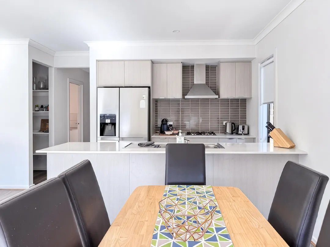 Brilliant Berwick Home Wifi Smart Tv Garage - Clyde North