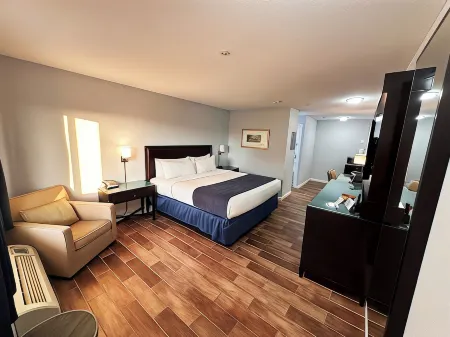 Lantern Inn & Suites - Sarasota Reviews: 101 Verified Reviews Latest ...