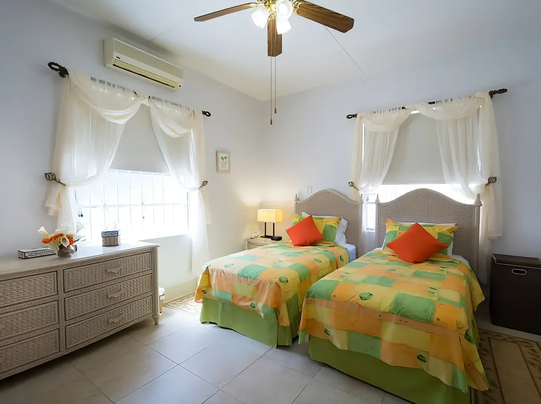 Welcome To The Unpretentious And Breezy Graceville, Steps Away From The Beach - Barbados