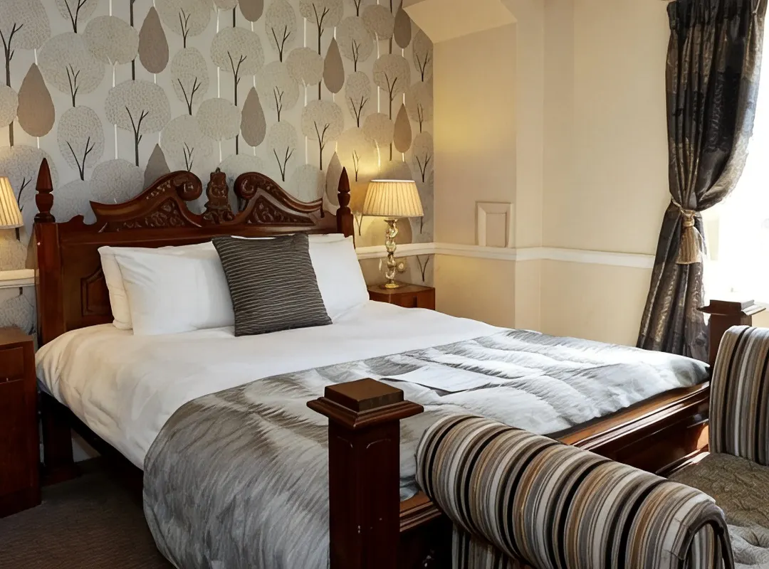 Saracens Head Hotel By Greene King Inns - Towcester