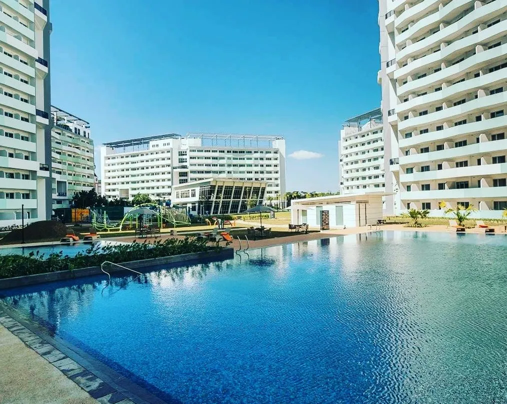Acellyne's Suites @ The Residences At Commonwealth By Century - Luzon