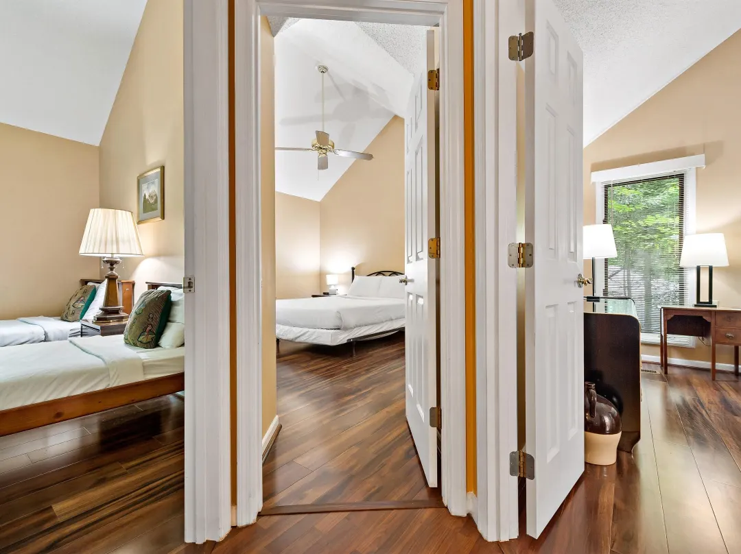 Charming Game Room And Resort Access - Inviting Mountain Retreat - Lake Lure, NC