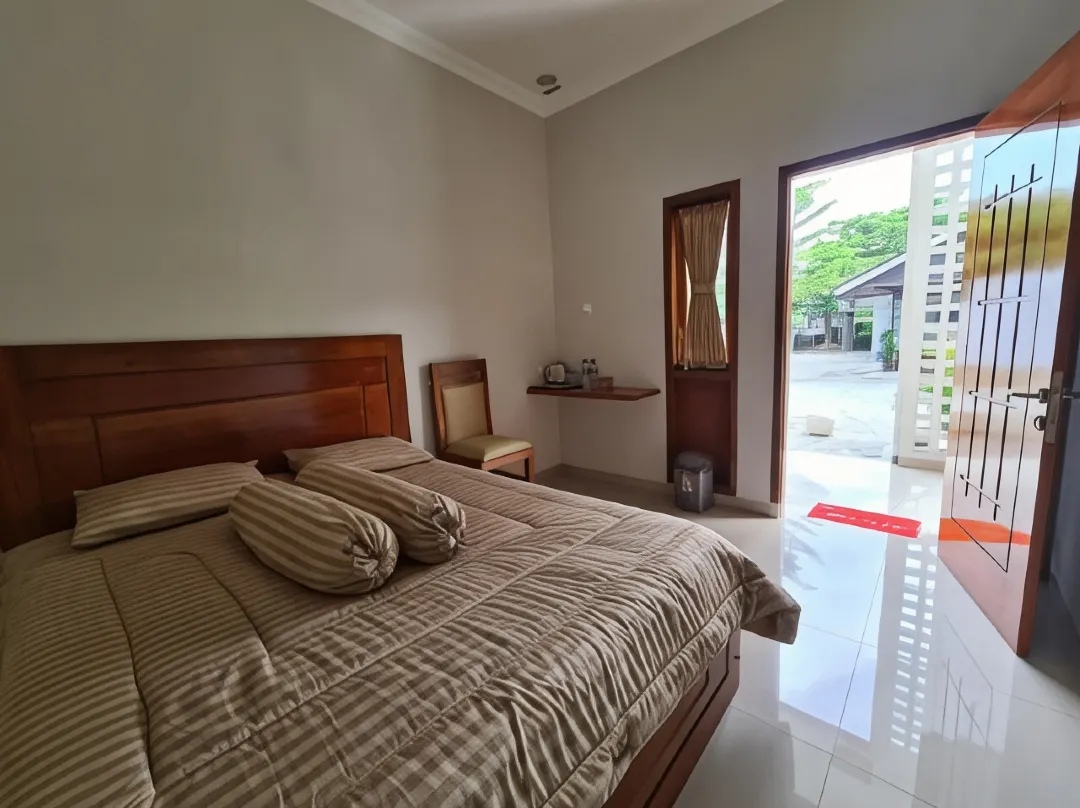 Kaliu Kostel Pacitan - Pacitan