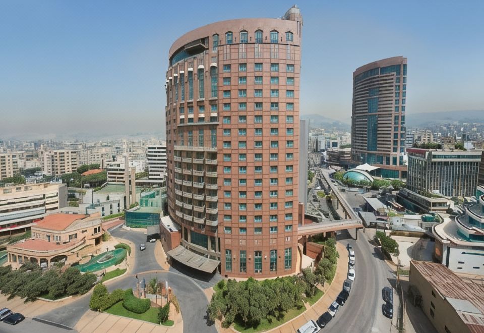 Habtoor Metropolitan Palace Hotel, Sin el Fil - 2025 Updated Prices ...