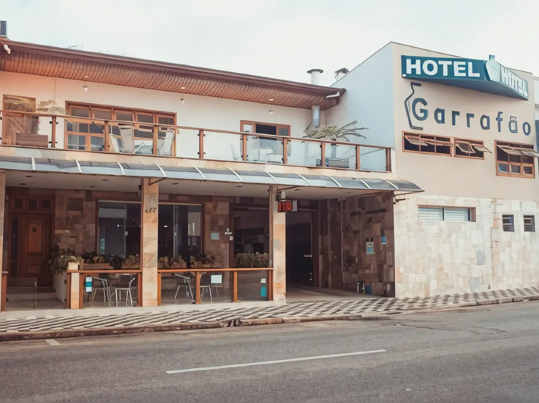 Hotel Garrafão Boituva, Localizado Na Rua Principal De Boituva - Centro Comercial - Boituva
