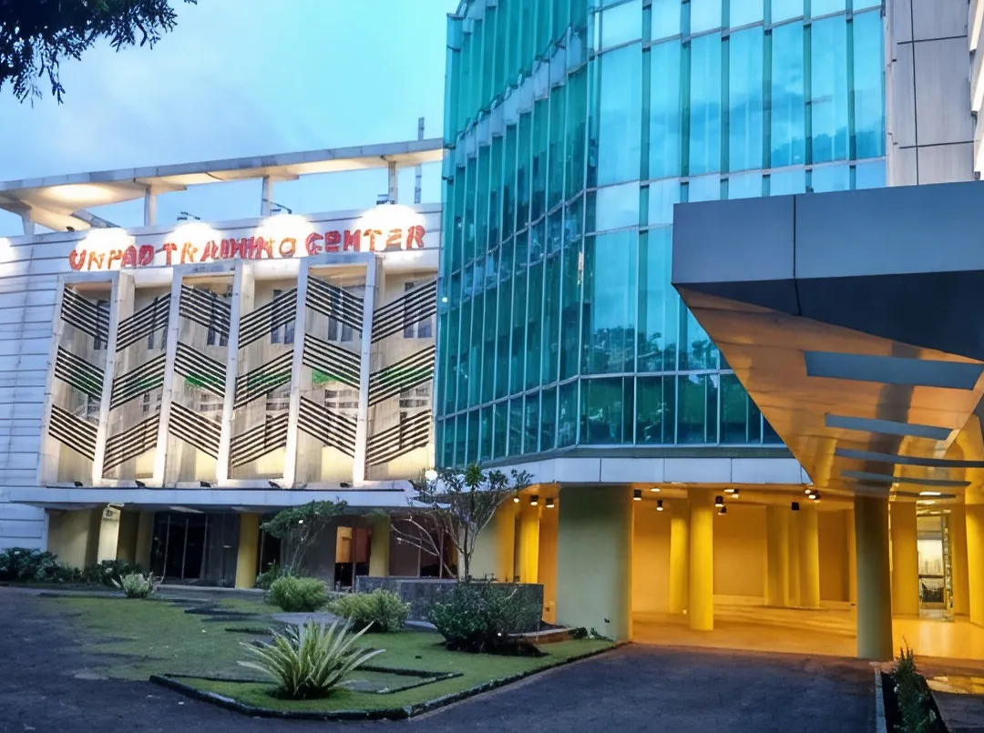 Utc Dago Hotel Bandung - Bandung