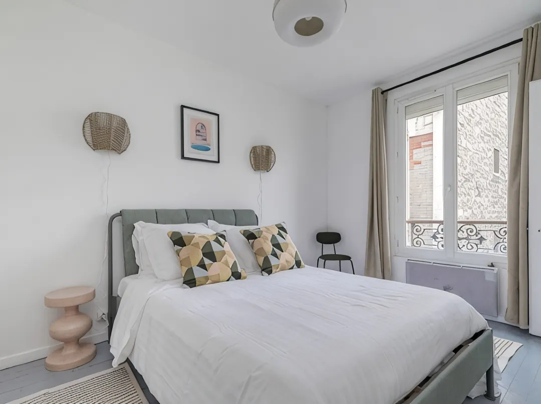 Orleans - Paris Neuilly 4pax - Levallois-Perret
