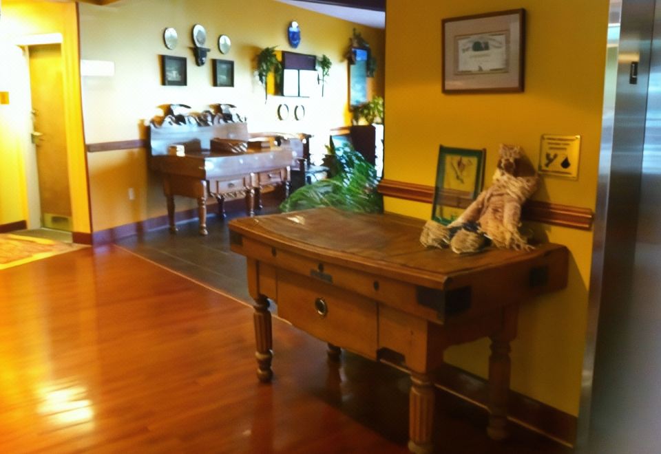 Hampton Inn Highlands, Highlands - Photos, Reviews, Deals | Trip.com