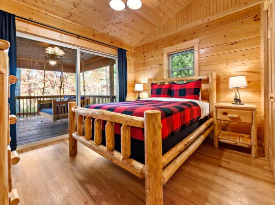 Charming Log Home With Fire Pit And Kayaks - Cozy Mountain Retreat - Lake Lure, NC
