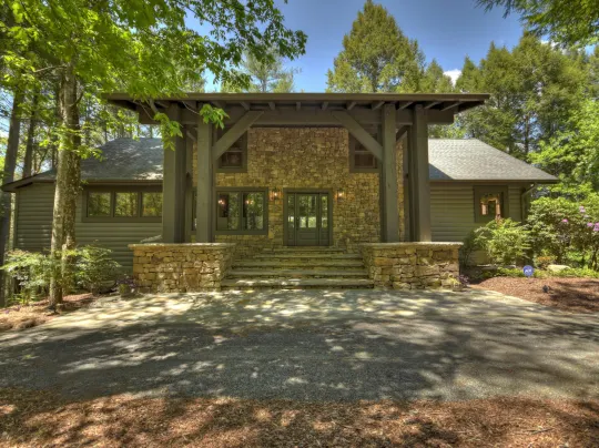 Luxurious Amenities And Stunning Outdoor Spaces - Exquisite Mountain Retreat - Ellijay