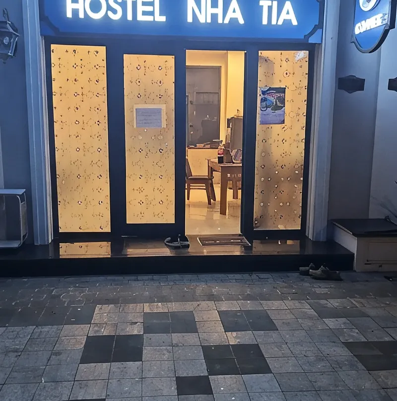 Hostel Nha Tia Near Beach Grandworld Phu Quoc - Phú Quốc