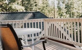 ลอง บาร์น ลอดจ์ - ราคาพิเศษ & ดีลสุดคุ้ม 2026 | Trip.com