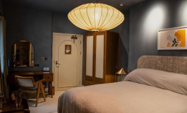 Bull Burford, Burford - Updated 2026 Prices, Reviews & Deals | Trip.com