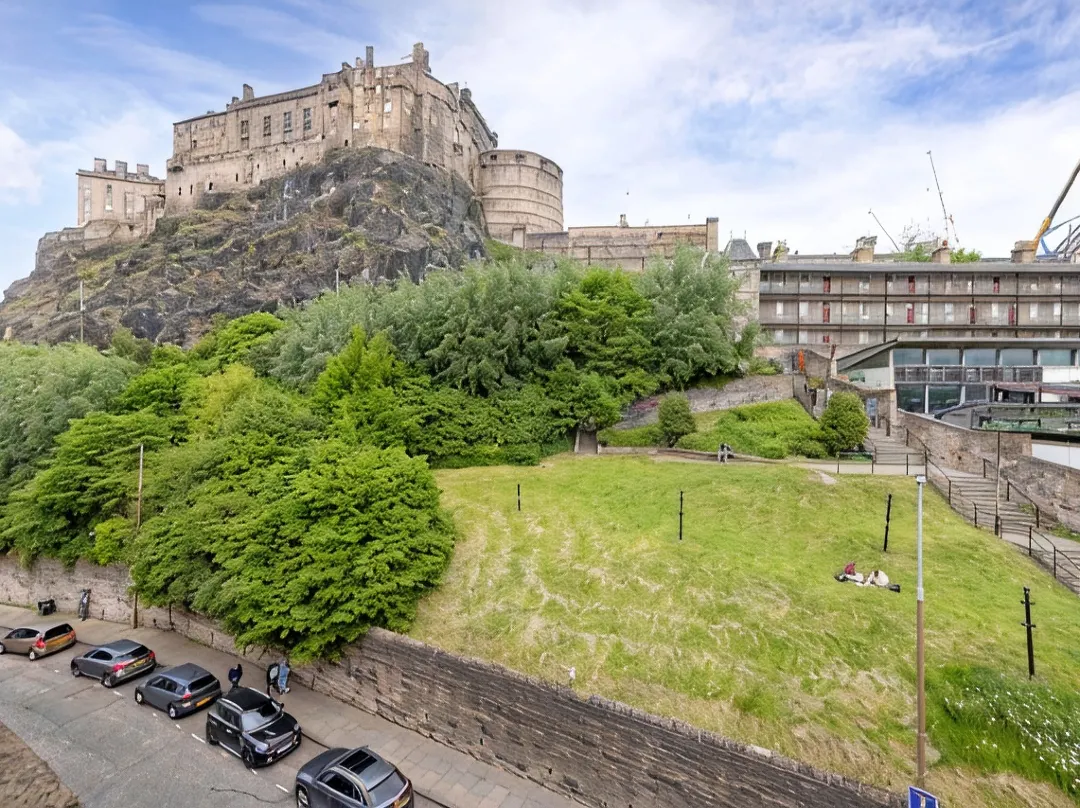 The Heart Of Historic Old Town With Castle Views - Édimbourg