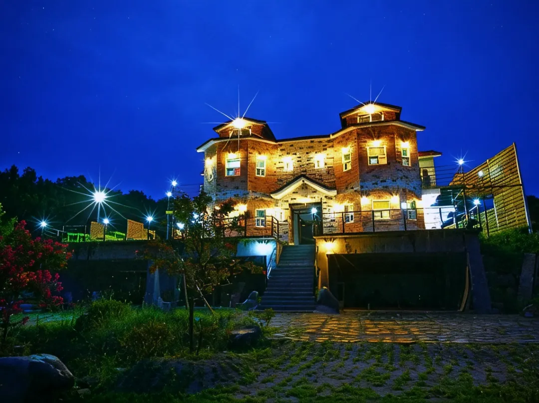 Gyeongju Lua Pension - Gyeongju-si