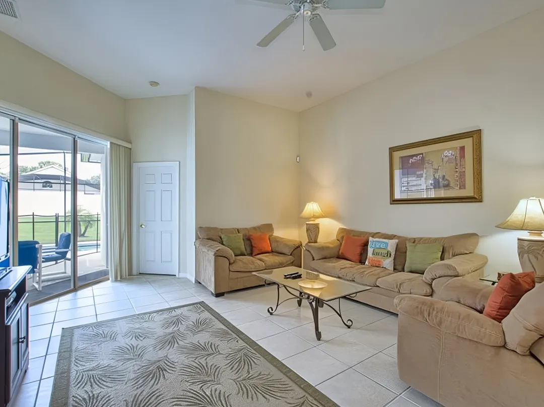 Content Listing - 4 Bedroom Value Plus Home With Private Pool - Four Corners, FL