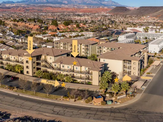 Resort Views And Bbq Grill - Chic Oasis For Adventure And Relaxation - St. George, USA