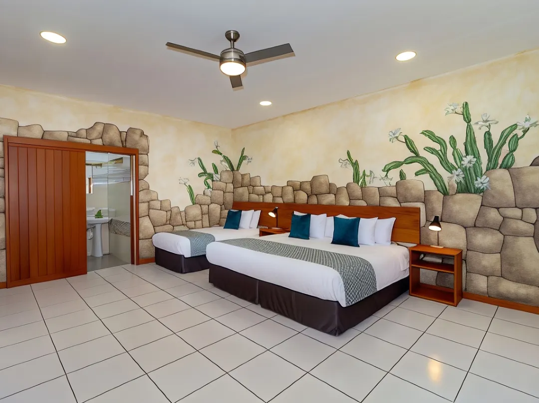 Plaza Luna Suites - Puerto Ayora