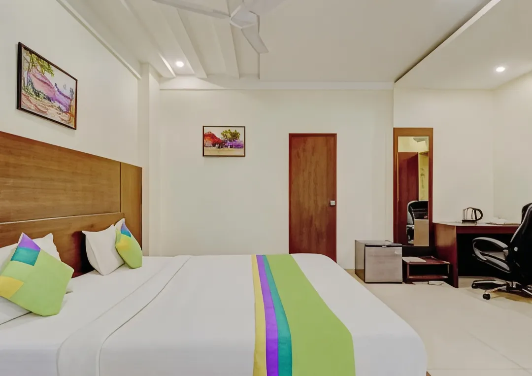 Loharkar Hotel - Nagpur
