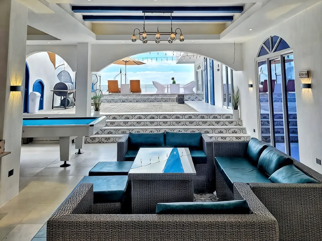 Kronos Hotel & Resort - Lucena City