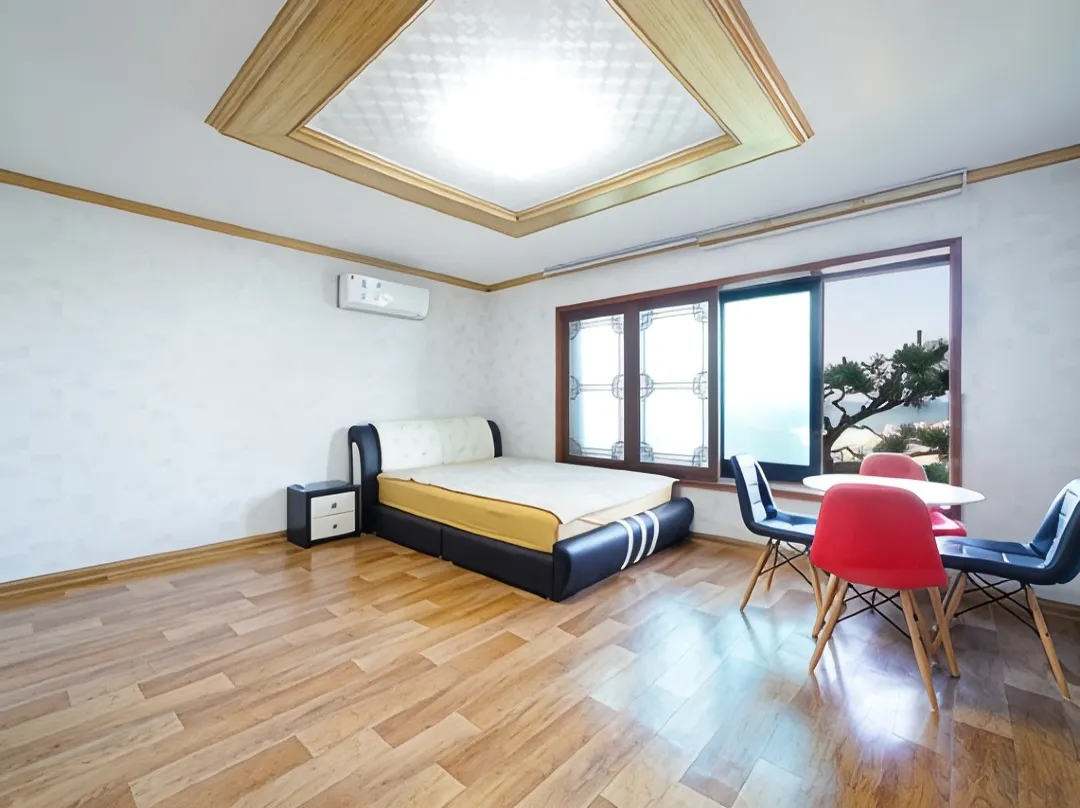 Ulsan Healing Dokchae Pension - 동구
